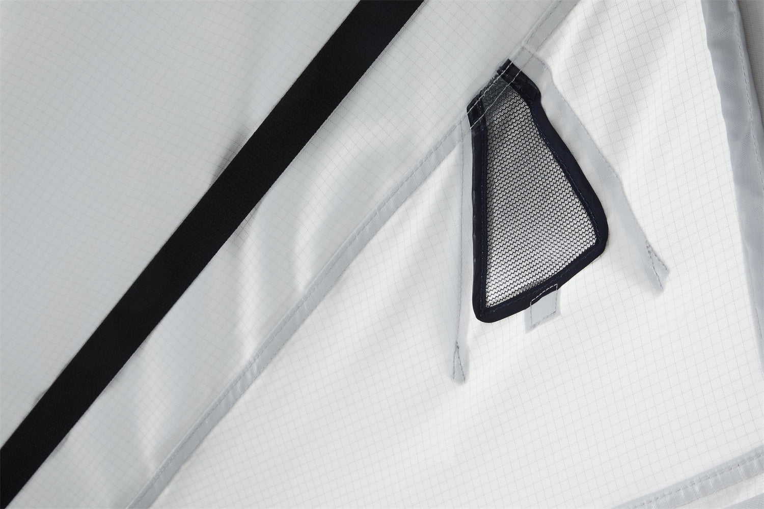 Thule 901003 - Tepui Low-Pro 3 Soft Shell Tent (3 Person Capacity / Fo ...